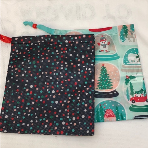 thirty-one | Holiday | 33 Thirty One Timeless Memory Pouches Sm Snow ...